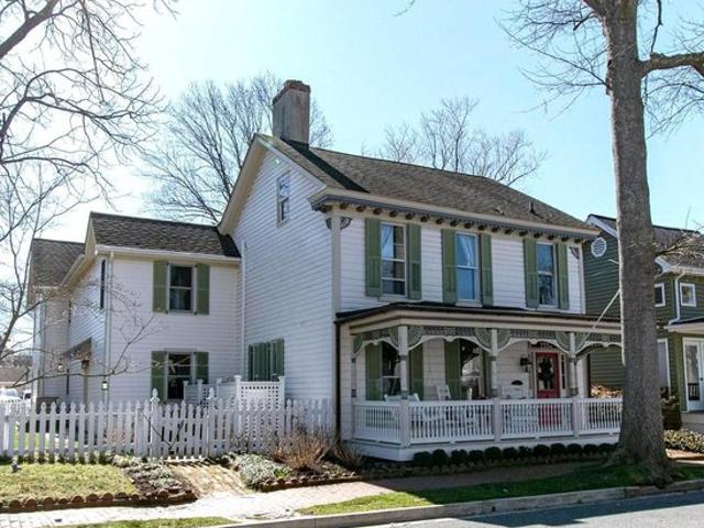 114 W Chestnut St, Saint Michaels, MD 21663
