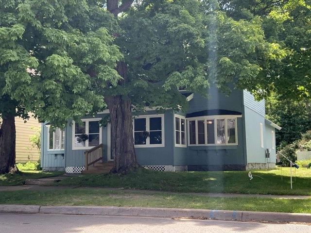 114 E Lincoln St, Negaunee, MI 49866