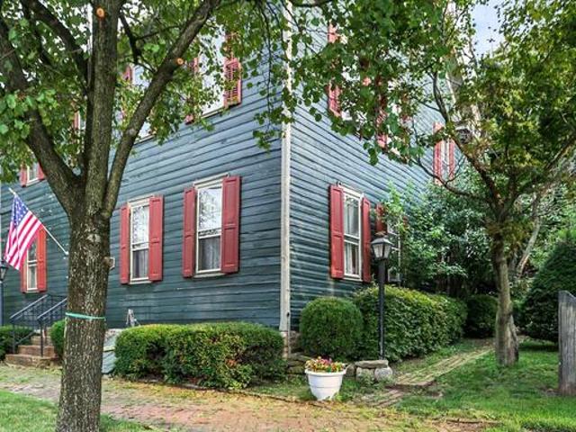 114 E Market Street