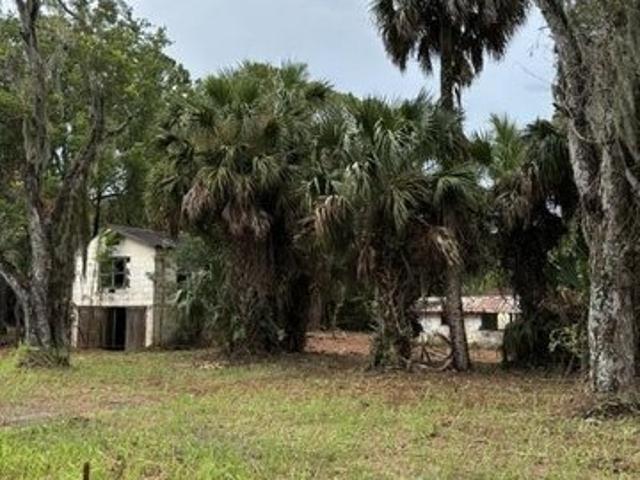 114 E River Rd, East Palatka, FL 32131