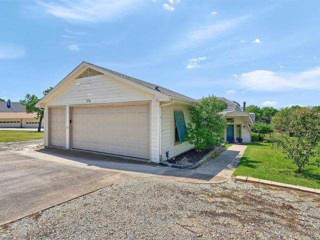 114 E Seminole Drive