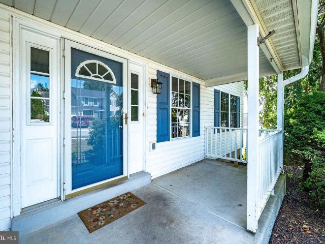 114 Eagles Lane