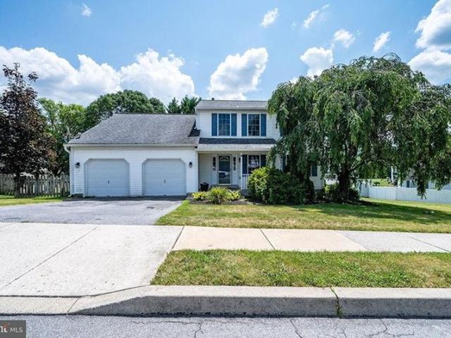 114 Eagles Ln, Reading, PA 19608