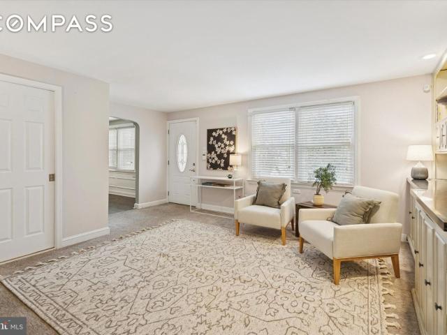 114 Earlington Rd, Havertown, PA