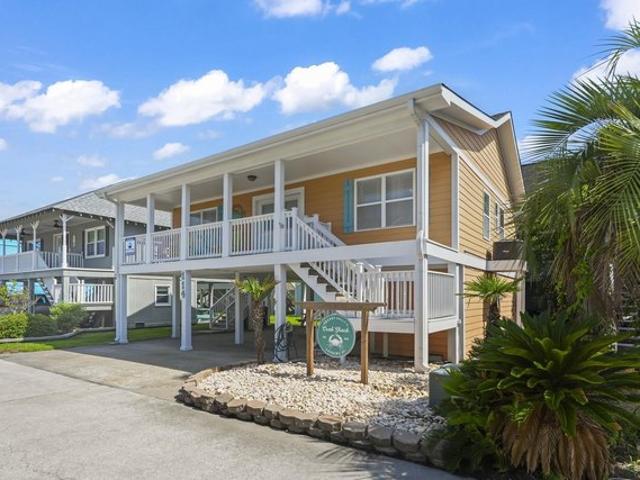 114 Easy St, Murrells Inlet, SC 29576