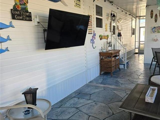 114 Elise Dr, Fort Myers, FL 33908 | MLS #226016 | Compass