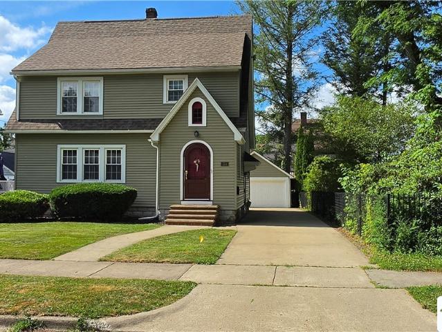 114 Ellis Avenue