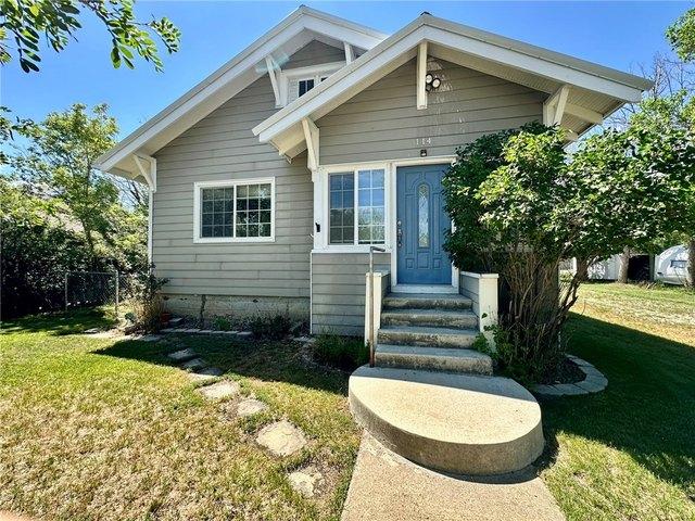 114 F Ave NW, Harlowton, MT 59036