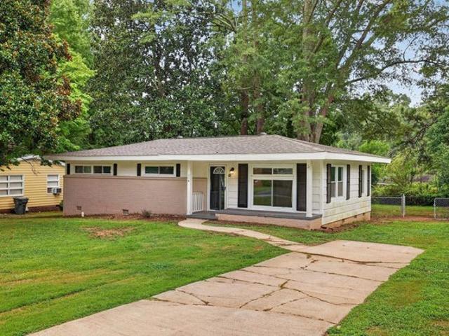 114 Folkstone St, Greenville, SC 29605