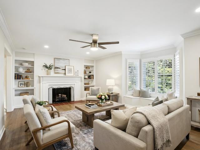 114 Fairview Dr