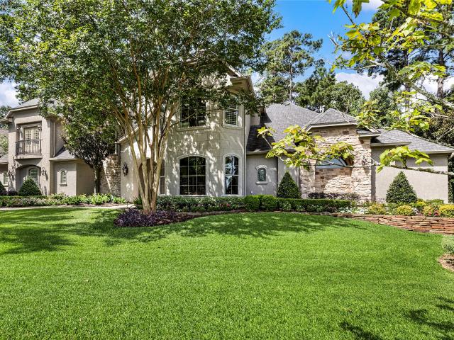 114 Fairwater Drive