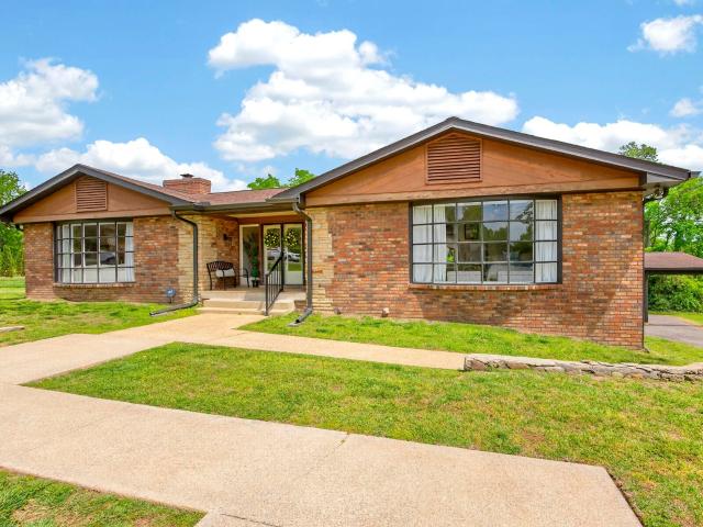 114 Fairways Dr