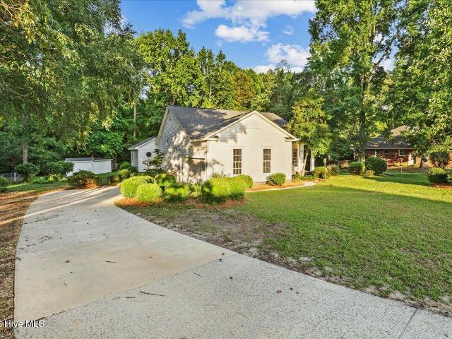 114 Farnsworth Drive