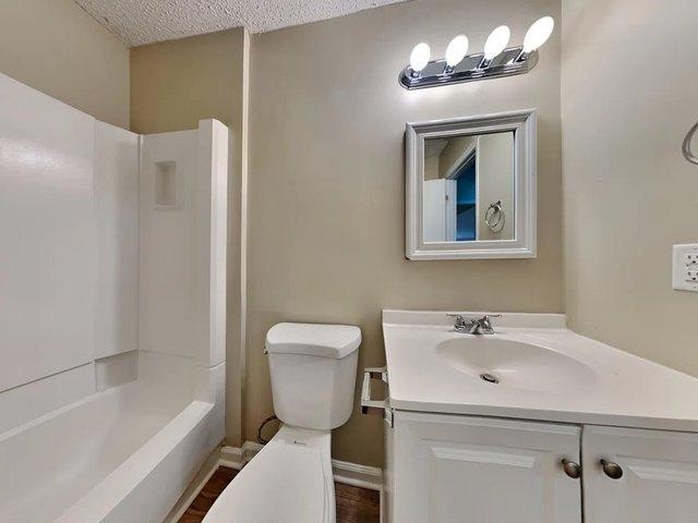 114 Fernbank Dr, Alpharetta, GA 30004