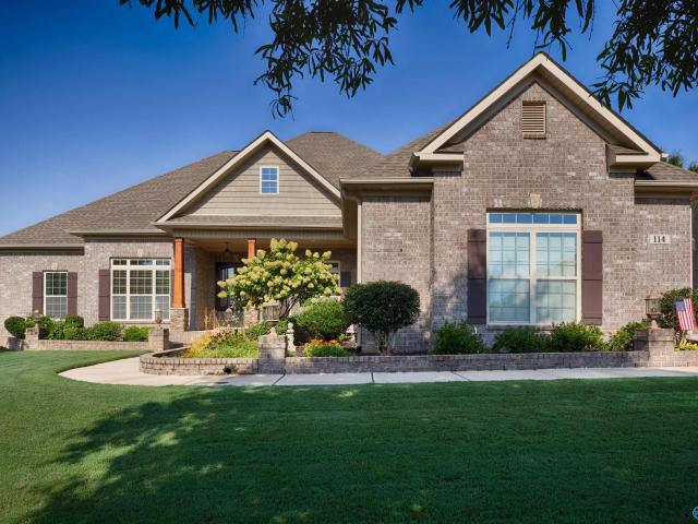114 Fieldmaster Drive