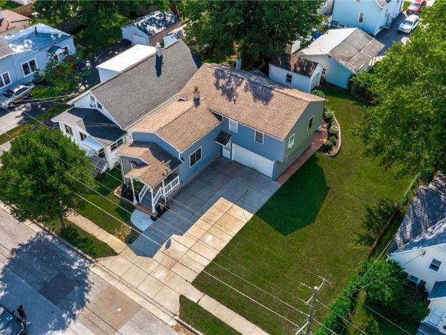 114 Flohr Avenue