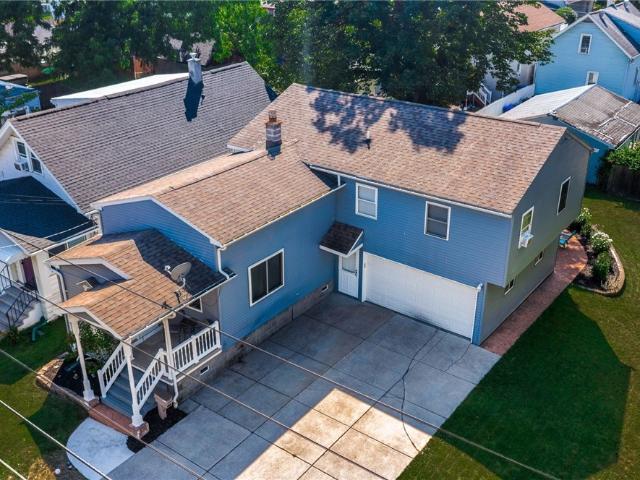 114 Flohr Avenue