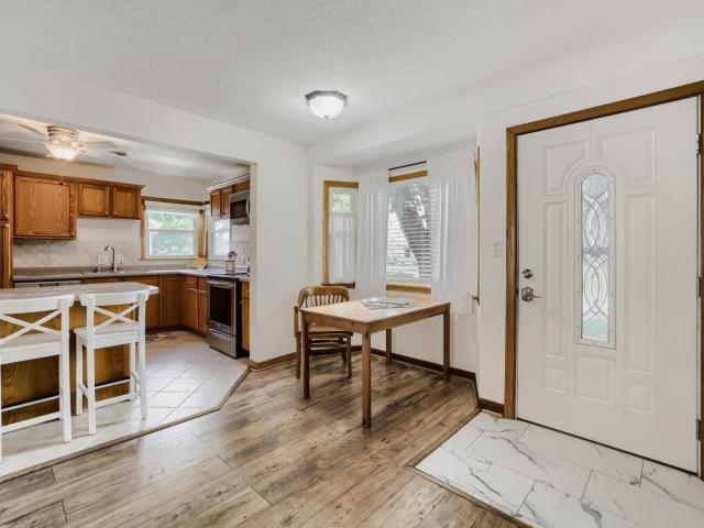 114 Frost Street W