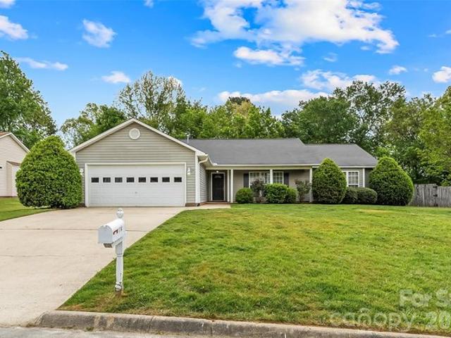 114 Hawks Nest Dr, Fletcher, NC 28732