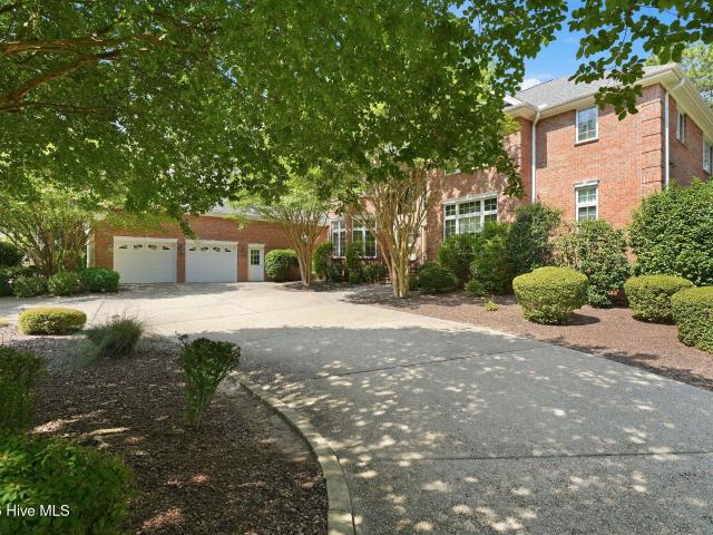 114 Haddington Drive