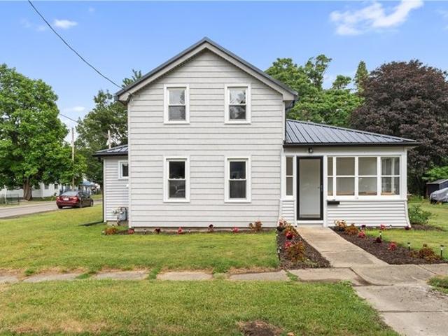 114 Hamilton St, Wayland, NY 14572