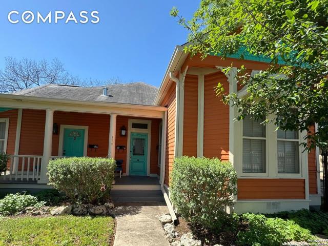 114 Helena St 2, San Antonio, TX