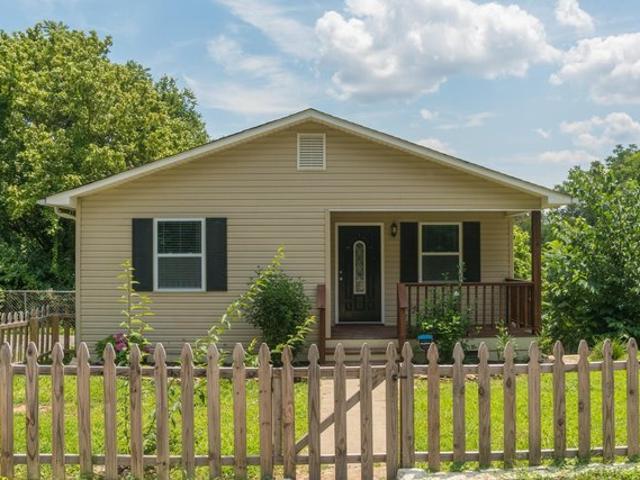 114 Hendricks Blvd, Chattanooga, TN 37405