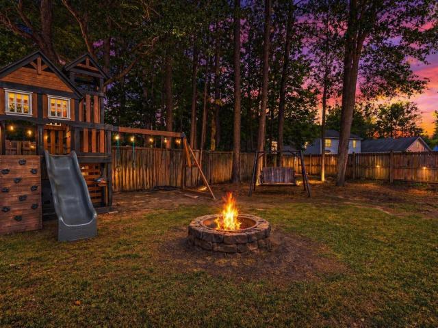 114 Hickory Ridge Way
