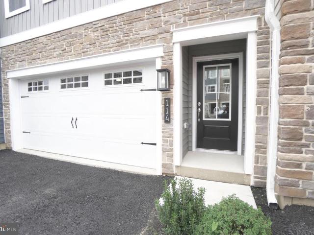 114 Higher Rock Ct