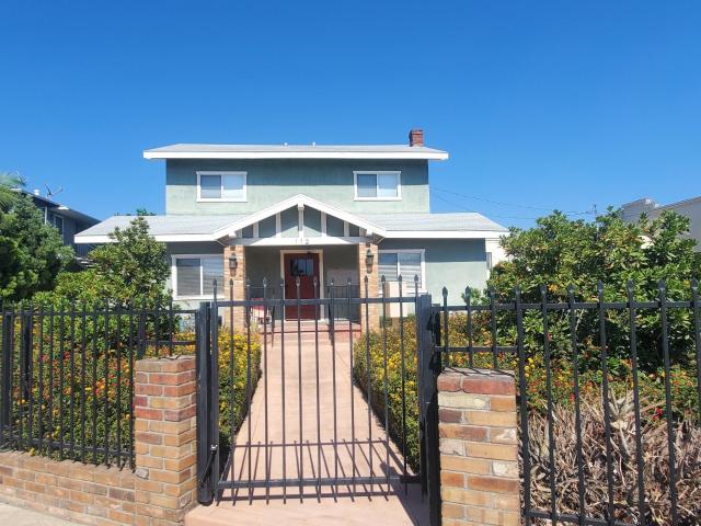 114 Huntington Dr N, 2 beds, 1 full bath