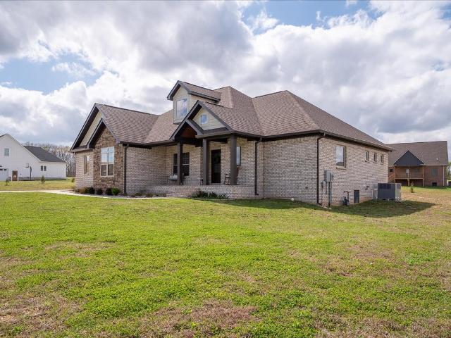 114 Hurst Dr