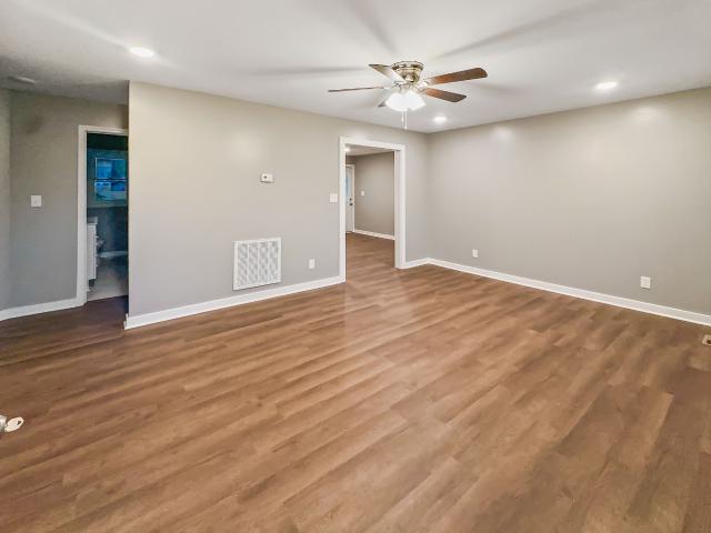 114 Joe St