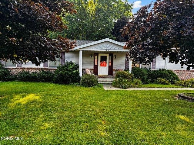 114 Jackson St, Delta, OH 43515