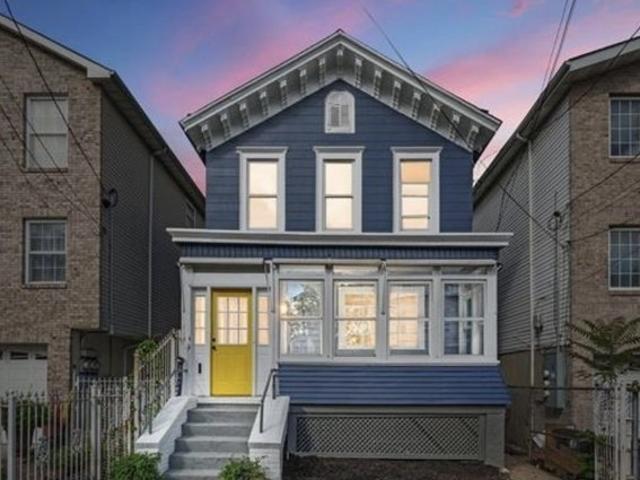 114 Oak St Unit 3, Jersey City, NJ 07304