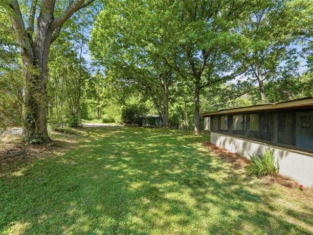 114 Oakcrest Circle