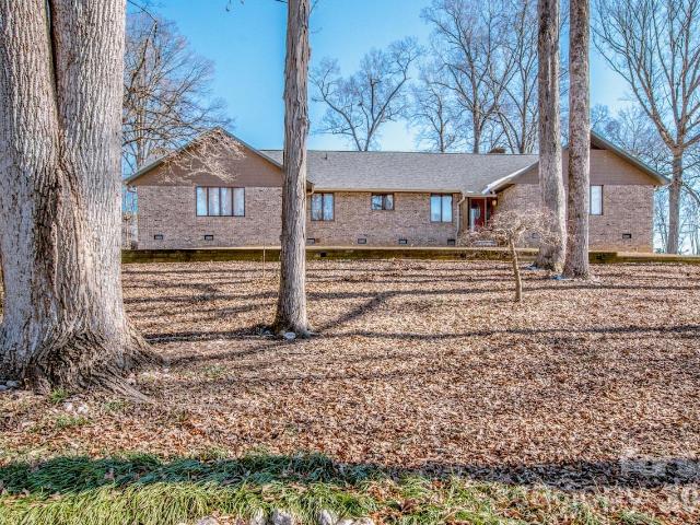 114 Old Mine Rd, Mount Holly, NC 28120 | MLS #4389