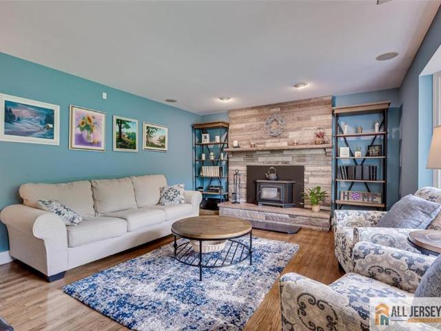 114 Old Beekman Road