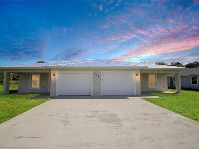 114 Ormond Ct, Sebastian, FL 32958