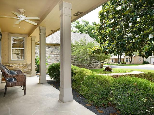 114 Lone Star Dr