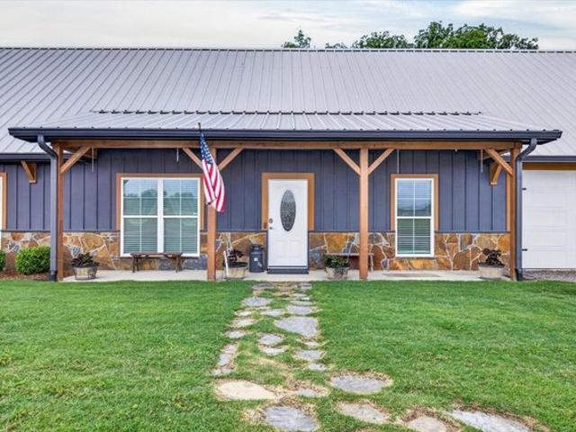 114 Lakewood Rd, Trinidad, TX 75163