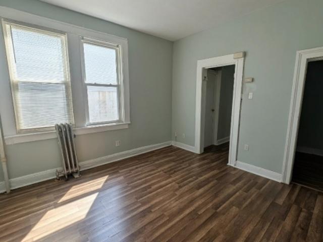 114 Littleton Ave # 1