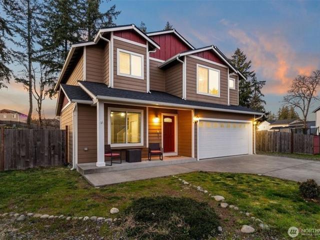 114 Lillian Ln SE, Rainier, WA 98576