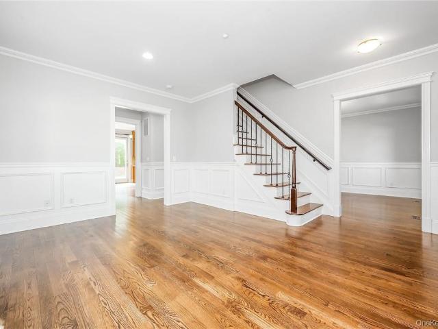 114 Lincoln Avenue