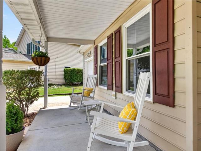 114 Maurice CT