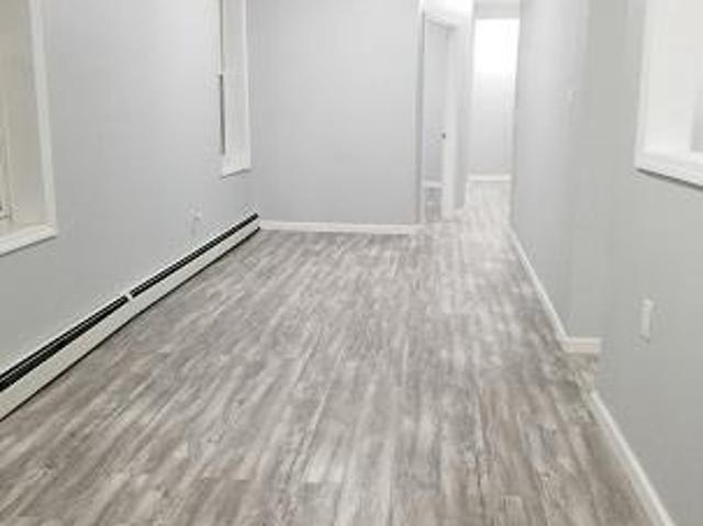 114 Mallory Ave