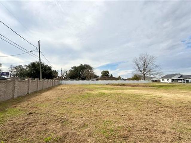 114 Mary Ann Ave, Houma, LA 70363 | MLS #2554 | Compass