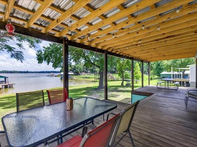 114 Meandering Way, Mabank, TX 75156