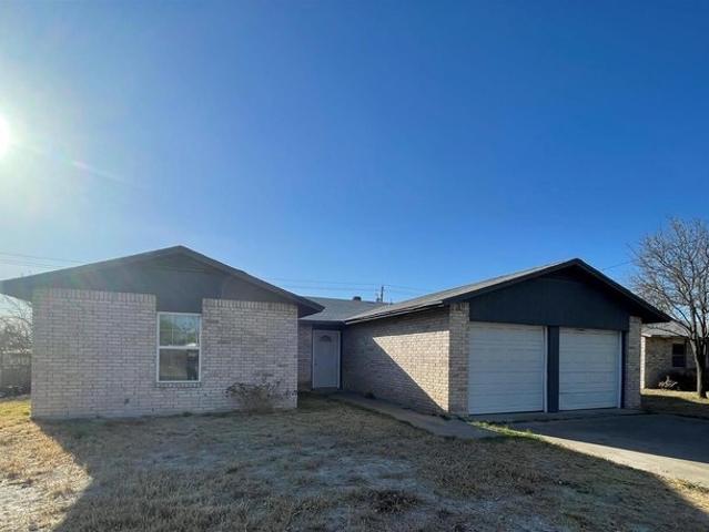 114 Miller Dr, Del Rio, TX 78840