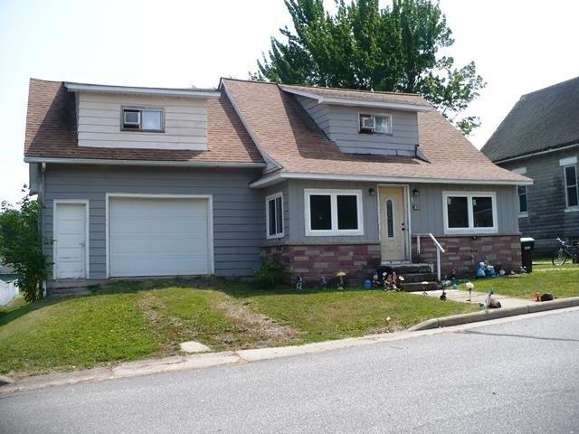 114 N Eaton Ave, Greenwood, WI 54437