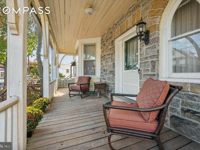 114 N Essex Ave, Narberth, PA